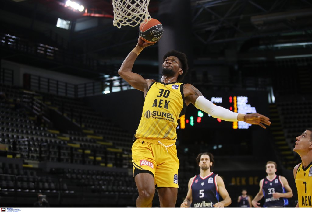 H AEK ισοπέδωσε τον Πανιώνιο και συνεχίζει απόλυτη - 12/10 14:51 : aek365