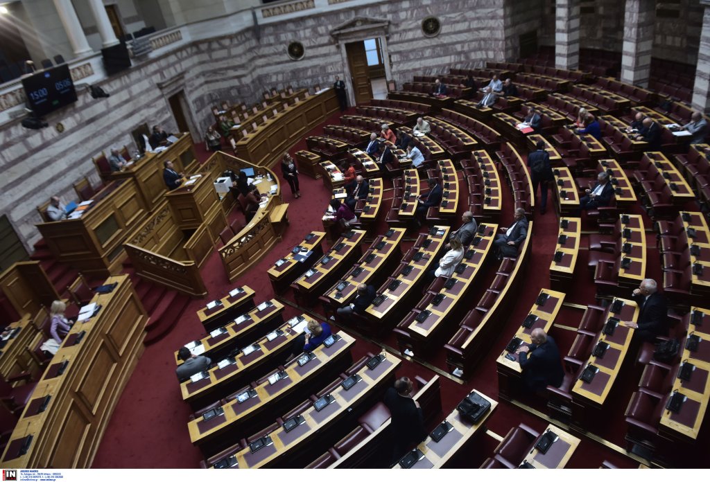 Με sms που περιείχε παραπλανητικό link γινόταν η παγίδευση με το Predator - 01/11 23:17 : aek365