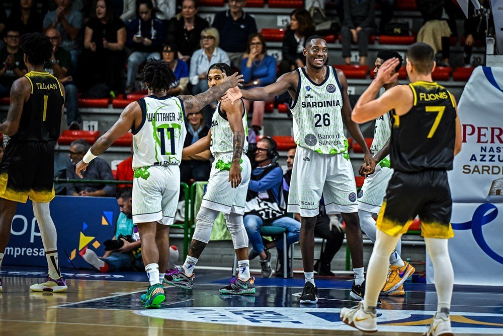 Μεγάλη νίκη της Σάσαρι κόντρα στην Αρμάνι πριν την ΑΕΚ! - 03/12 15:37 ...